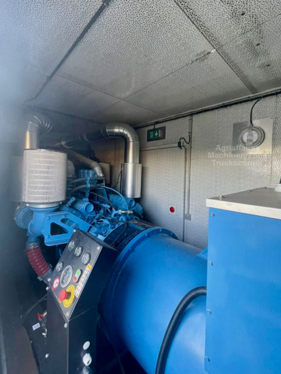 SDMO GROUPE ELECTROGENE SDMO 880 KVA EN CONTAINER INSONORISE | SGS ...